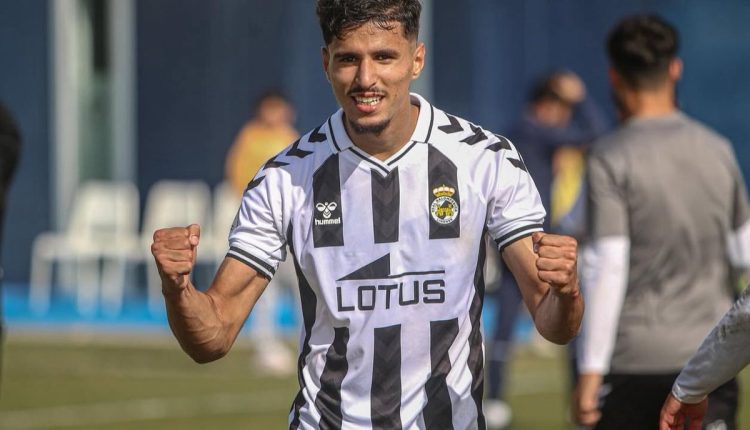 الدوري الإسباني : المدافع المغربي “محمد حمدون “ينضم إلى ريال بيتيس ...