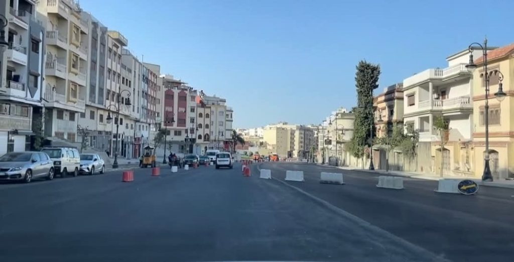 طنجة : فتح طرق جديدة لتخفيف حركة السير بمنطقة المجاهدين و شارع مولاي ...